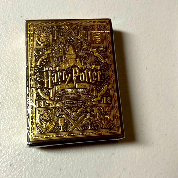 Wizarding World Of Harry Potter | Games | Harry Potter Gold And Black ...